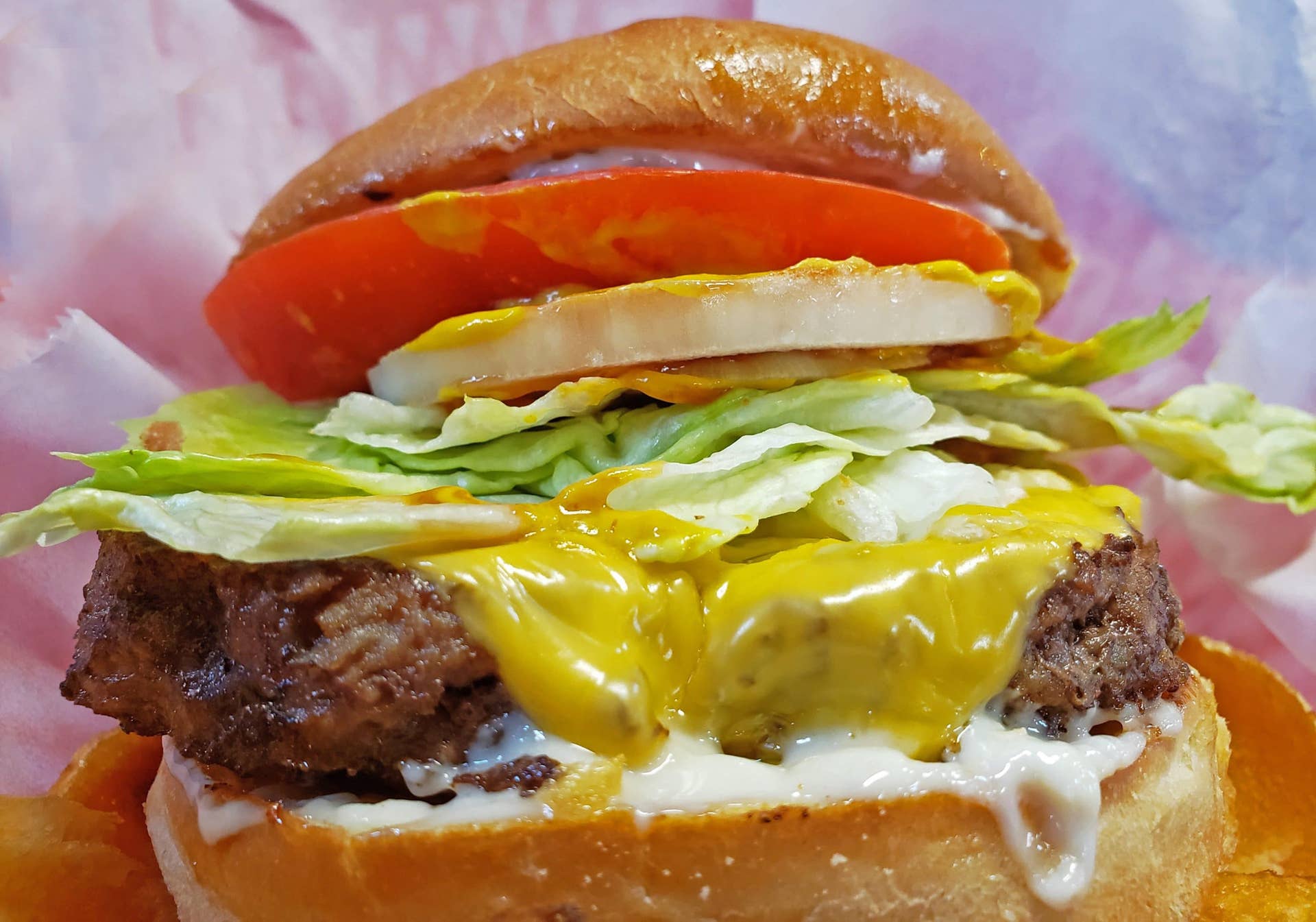Matt’s Bar | Molten Cheeseburger of Minneapolis - Roadfood